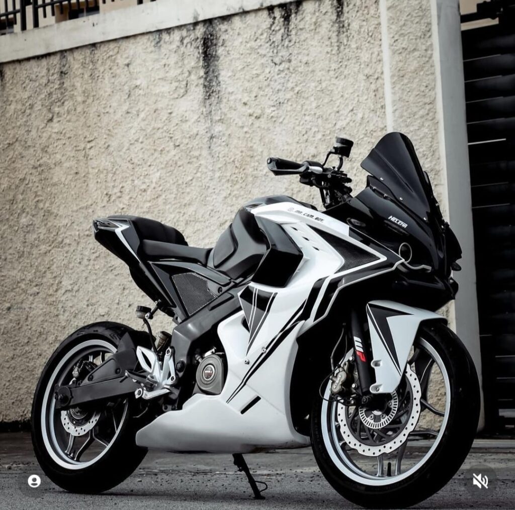 Pulsar RS 200 Black White Race Design [Full Body Edge To Edge Wrap ...