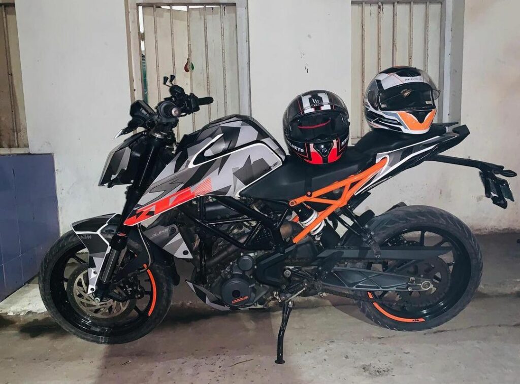 KTM Duke Delta Edition 125-200-250-390 (BS4-BS6) [Full Body Wrap ...